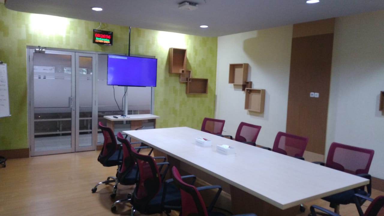Room 202 | CLASSROOM